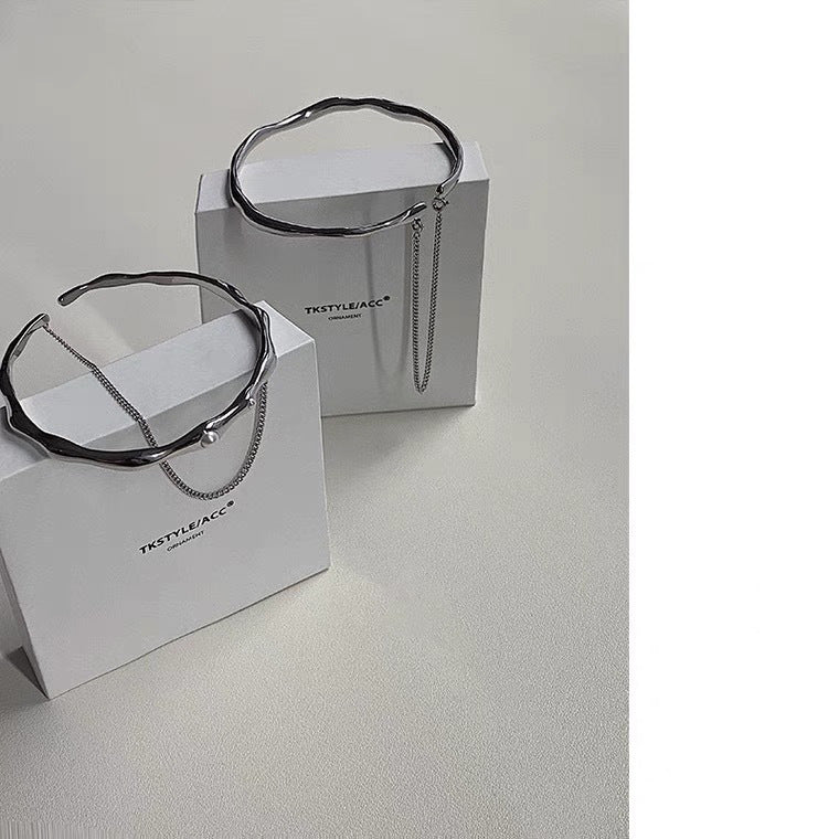 Sleek Silver Elegance Upper Arm Cuff with Delicate Chain Drape | Sheilabox